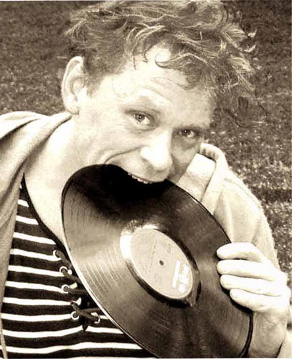 Elmo Lewis – DJ, Schallplattenauflegerei – Kiez ☼ Info